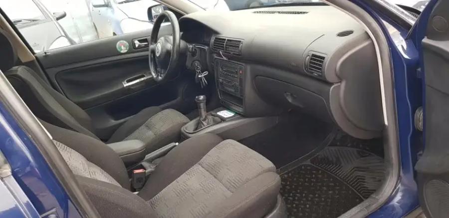 Zils Volkswagen Passat B5 1998 Valmiera, ar dzinēja tilpumu 1.80 L un nobraukumu 211 tūkst. km par 900 €, foto 11 vietnē AUTOMOTO.COM.LV
