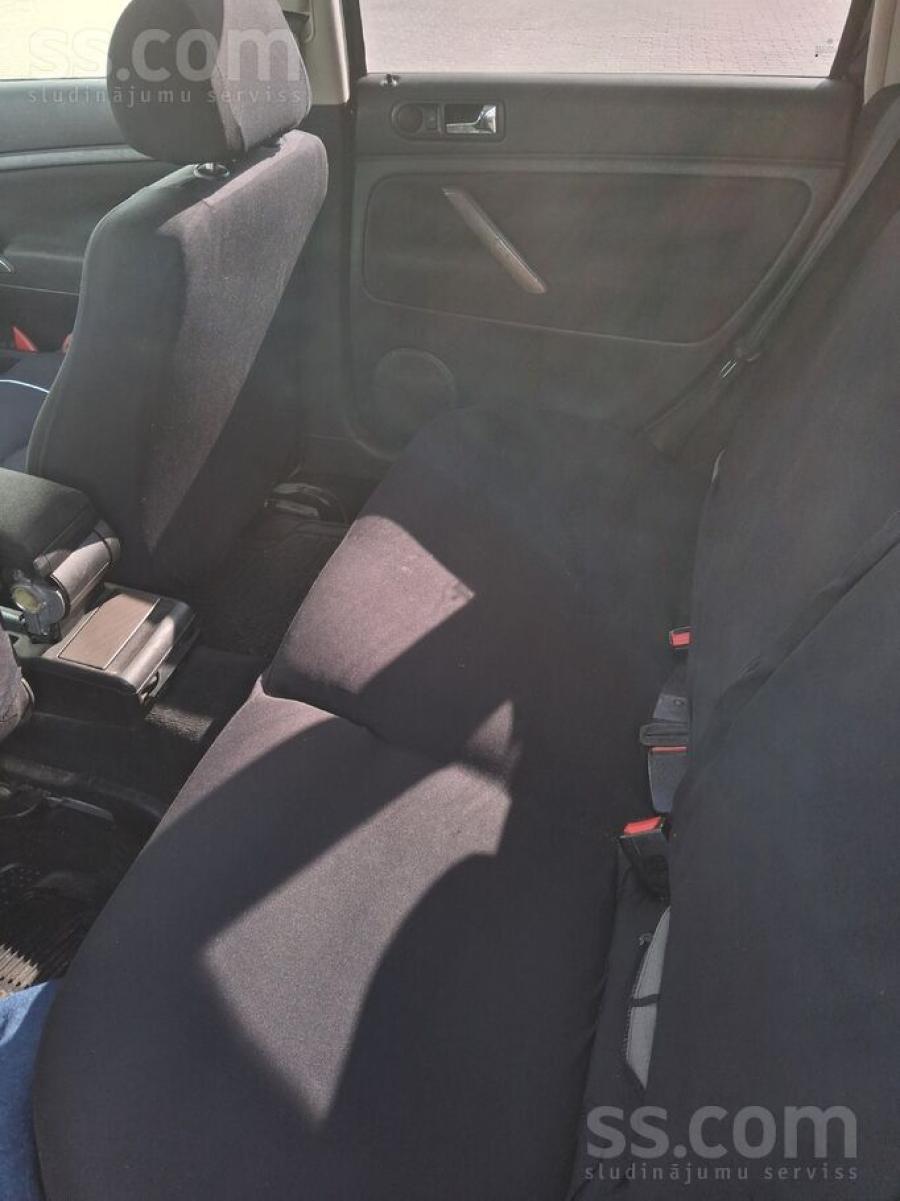 Zils Volkswagen Passat B5 1998 Rēzekne, ar dzinēja tilpumu 1.80 L un nobraukumu 331 tūkst. km par 1100 €, foto 6 vietnē AUTOMOTO.COM.LV