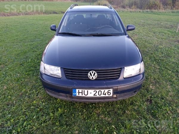 Фольксваген Пассат Б5 1998 в Мадона на AUTOMOTO.COM.LV Синий Фольксваген Пассат Б5 1998 в Мадона, объемом двигателя 1.90 л и пробегом 318 тыс. км за 500 €, фото 3 на AUTOMOTO.COM.LV