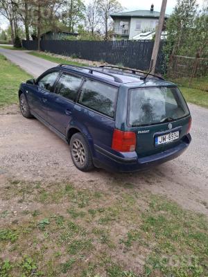 Blue Volkswagen Passat B5 1999 in Valmiera, with an engine capacity of 1.90 L and mileage of 584 thousand km for 1100 €, photo 4 on AUTOMOTO.COM.LV