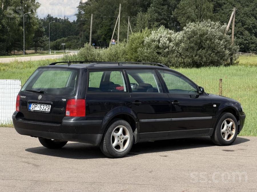 Zils Volkswagen Passat B5 1999 Ogre, ar dzinēja tilpumu 1.90 L un nobraukumu 367 tūkst. km par 2250 €, foto 8 vietnē AUTOMOTO.COM.LV