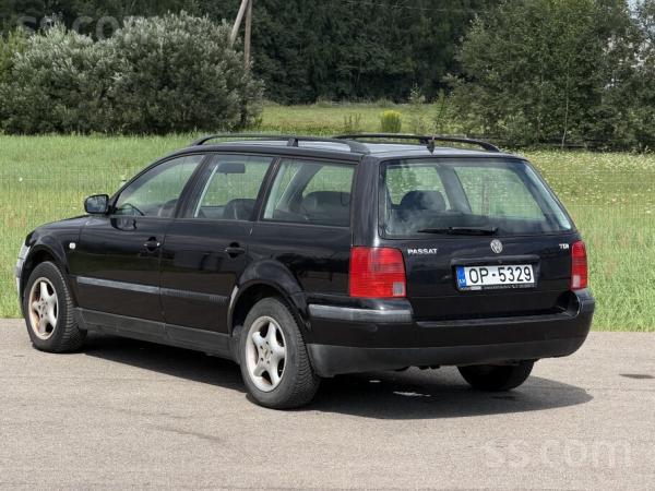 Zils Volkswagen Passat B5 1999 Ogre, ar dzinēja tilpumu 1.90 L un nobraukumu 367 tūkst. km par 2250 €, foto 4 vietnē AUTOMOTO.COM.LV