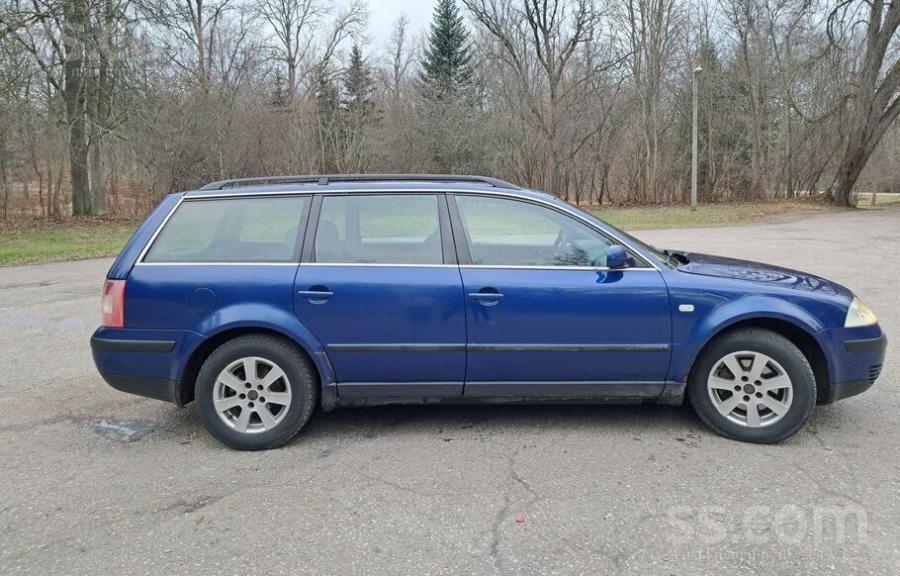 Zils Volkswagen Passat B5 2000 Liepāja, ar dzinēja tilpumu 1.90 L un nobraukumu 390 tūkst. km par 1200 €, foto 4 vietnē AUTOMOTO.COM.LV