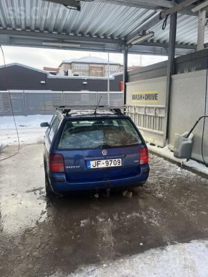 Blue Volkswagen Passat B5 2000 in Daugavpils, with an engine capacity of 1.90 L and mileage of 505 thousand km for 950 €, photo 2 on AUTOMOTO.COM.LV