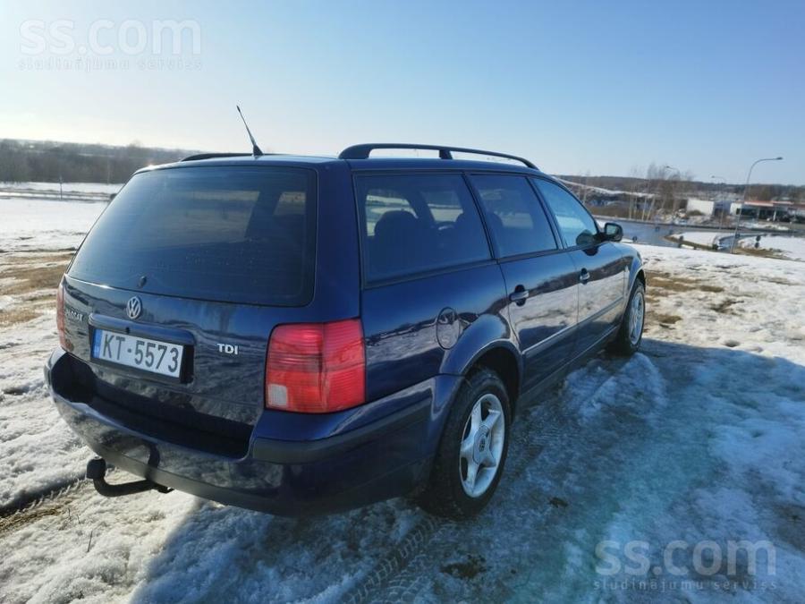 Синий Фольксваген Пассат Б5 2000 в Даугавпилс, объемом двигателя 1.90 л и пробегом 450 тыс. км за 1500 €, фото 7 на AUTOMOTO.COM.LV