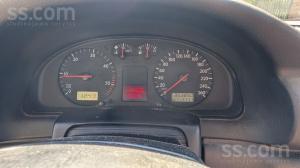 Zils Volkswagen Passat B5 2000 Ogre, ar dzinēja tilpumu 1.90 L un nobraukumu 354 tūkst. km par 1500 €, foto 6 vietnē AUTOMOTO.COM.LV