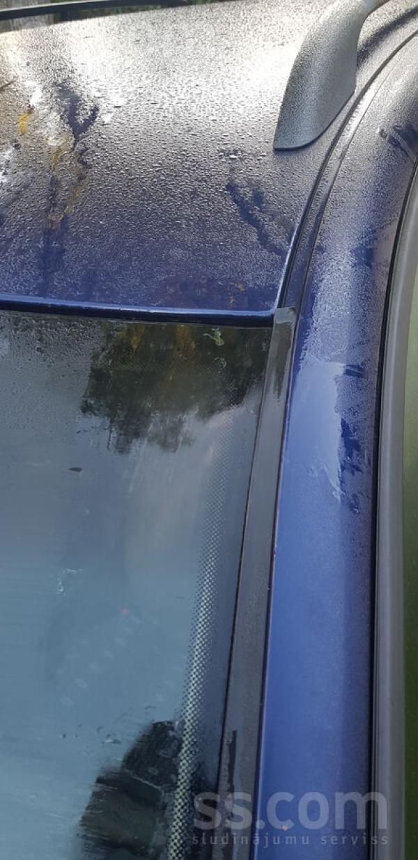 Blue Volkswagen Passat B5 2000 in Riga, with an engine capacity of 1.90 L and mileage of 354 thousand km for 2300 €, photo 8 on AUTOMOTO.COM.LV