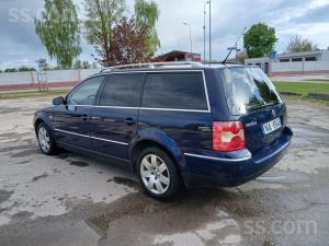 Zils Volkswagen Passat B5 2001 Bauska, ar dzinēja tilpumu 2.50 L un nobraukumu 279 tūkst. km par 2350 €, foto 9 vietnē AUTOMOTO.COM.LV