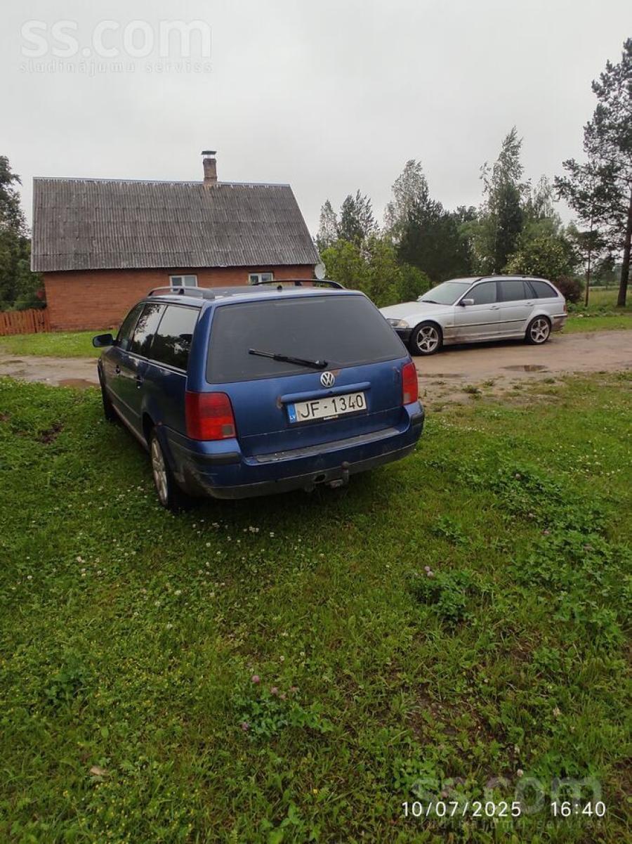 Blue Volkswagen Passat B5 2001 in Preili, with an engine capacity of 1.90 L and mileage of 350 thousand km for 850 €, photo 2 on AUTOMOTO.COM.LV