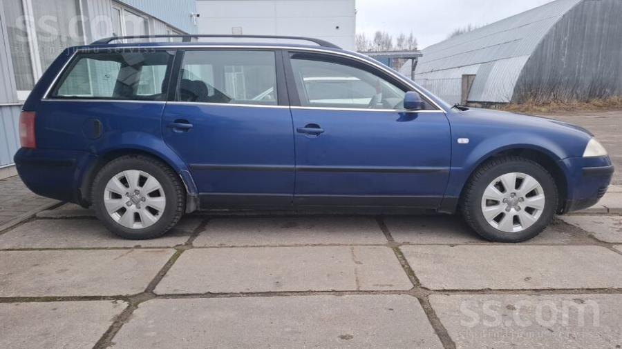 Blue Volkswagen Passat B5 2001 in Daugavpils, with an engine capacity of 1.90 L and mileage of 308 thousand km for 1200 €, photo 4 on AUTOMOTO.COM.LV