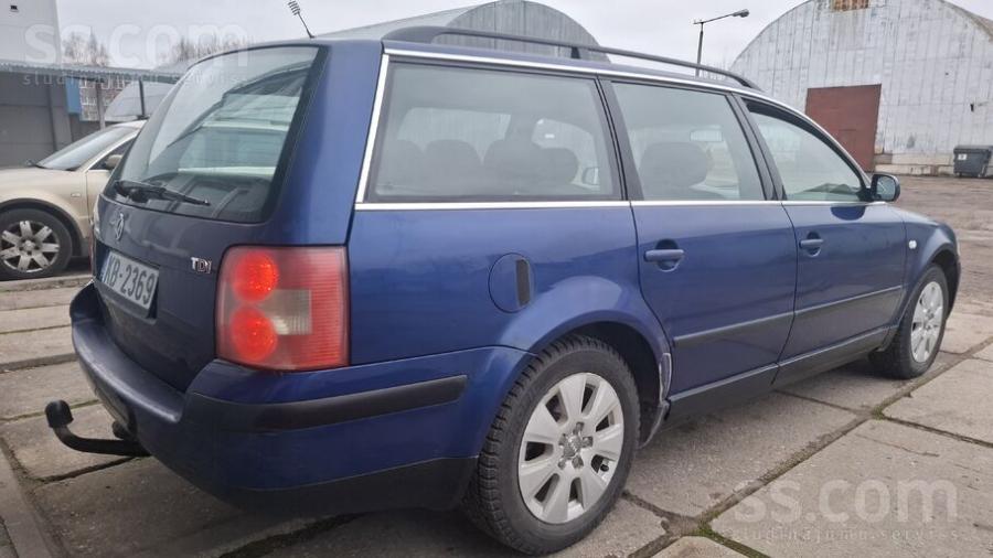 Blue Volkswagen Passat B5 2001 in Daugavpils, with an engine capacity of 1.90 L and mileage of 308 thousand km for 1200 €, photo 8 on AUTOMOTO.COM.LV