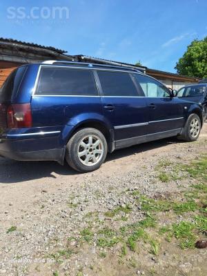 Zils Volkswagen Passat B5 2001 Limbaži, ar dzinēja tilpumu 2.00 L un nobraukumu 369 tūkst. km par 1100 €, foto 3 vietnē AUTOMOTO.COM.LV