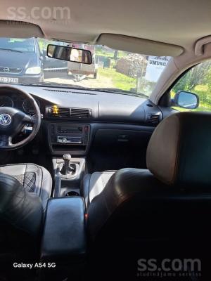 Zils Volkswagen Passat B5 2001 Limbaži, ar dzinēja tilpumu 2.00 L un nobraukumu 369 tūkst. km par 1100 €, foto 5 vietnē AUTOMOTO.COM.LV