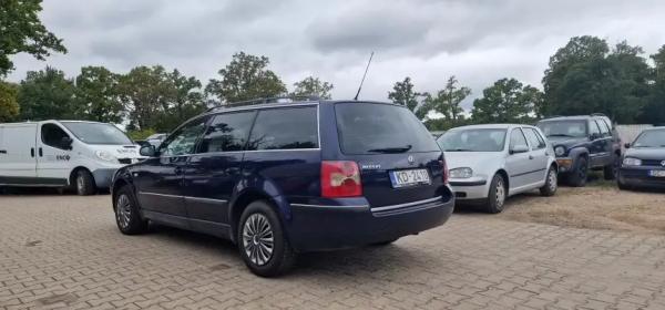 Zils Volkswagen Passat B5 2001 Valmiera, ar dzinēja tilpumu 1.90 L un nobraukumu 385 tūkst. km par 1400 €, foto 5 vietnē AUTOMOTO.COM.LV