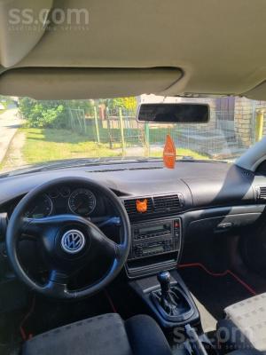 Blue Volkswagen Passat B5 2001 in Riga, with an engine capacity of 1.90 L and mileage of 326 thousand km for 550 €, photo 5 on AUTOMOTO.COM.LV
