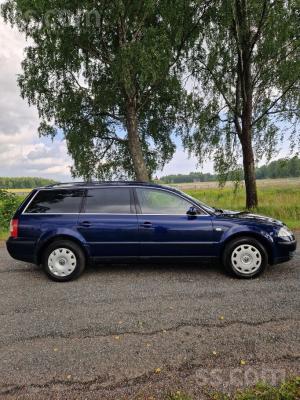 Zils Volkswagen Passat B5 2001 Limbaži, ar dzinēja tilpumu 1.90 L un nobraukumu 327 tūkst. km par 1950 €, foto 5 vietnē AUTOMOTO.COM.LV
