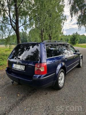 Zils Volkswagen Passat B5 2001 Limbaži, ar dzinēja tilpumu 1.90 L un nobraukumu 327 tūkst. km par 1950 €, foto 6 vietnē AUTOMOTO.COM.LV