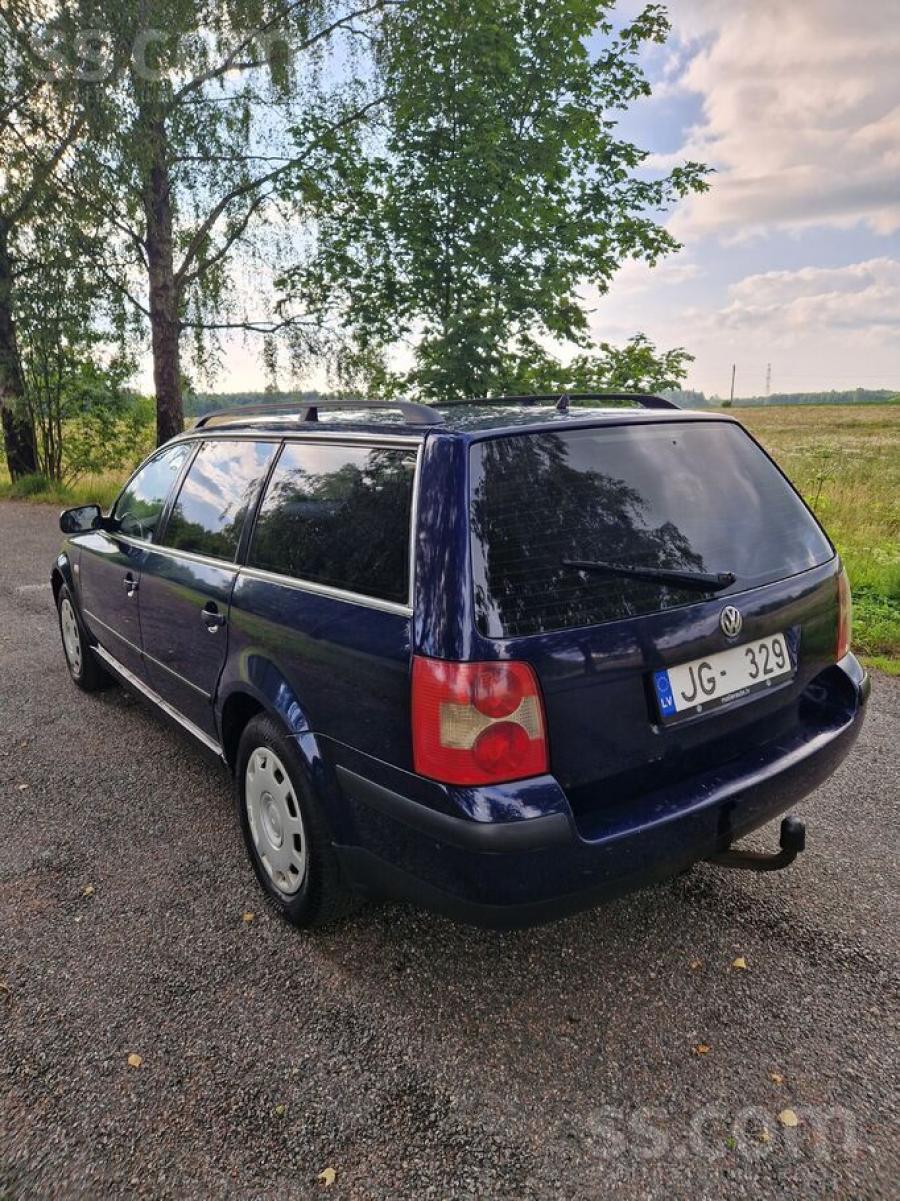 Zils Volkswagen Passat B5 2001 Limbaži, ar dzinēja tilpumu 1.90 L un nobraukumu 327 tūkst. km par 1950 €, foto 8 vietnē AUTOMOTO.COM.LV