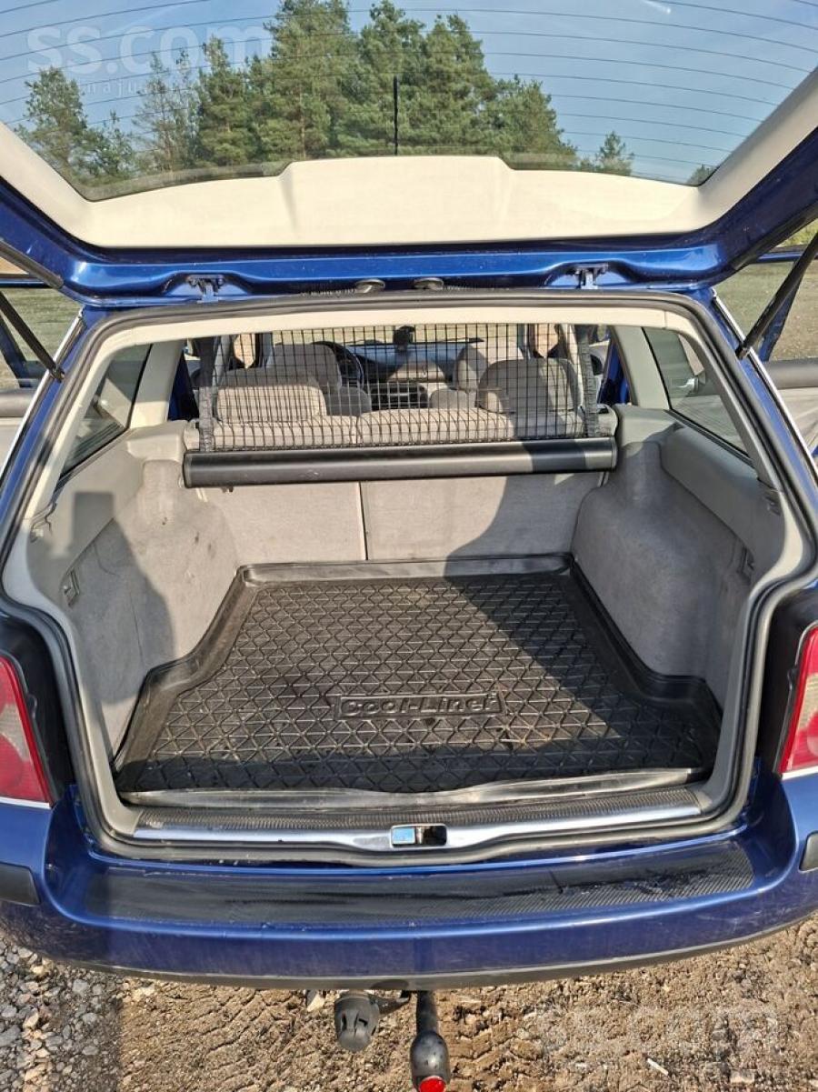 Blue Volkswagen Passat B5 2001 in Jekabpils, with an engine capacity of 1.90 L and mileage of 372 thousand km for 1350 €, photo 8 on AUTOMOTO.COM.LV