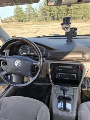 Blue Volkswagen Passat B5 2001 in Jekabpils, with an engine capacity of 1.90 L and mileage of 372 thousand km for 1350 €, photo 14 on AUTOMOTO.COM.LV