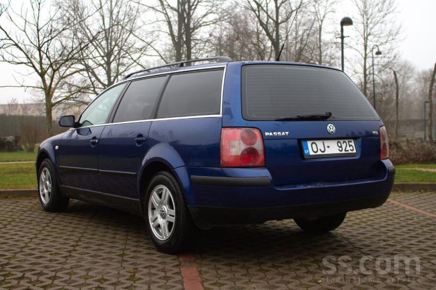 Zils Volkswagen Passat B5 2002 Jelgava, ar dzinēja tilpumu 1.90 L un nobraukumu 341 tūkst. km par 2050 €, foto 4 vietnē AUTOMOTO.COM.LV