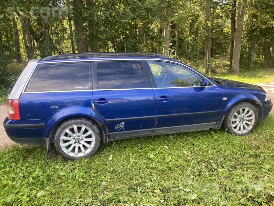 Zils Volkswagen Passat B5 2002 Gulbene, ar dzinēja tilpumu 1.90 L un nobraukumu 400 tūkst. km par 450 €, foto 5 vietnē AUTOMOTO.COM.LV