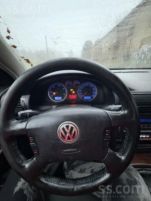 Blue Volkswagen Passat B5 2002 in Riga, with an engine capacity of 1.90 L and mileage of 310 thousand km for 700 €, photo 9 on AUTOMOTO.COM.LV