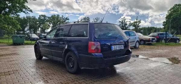 Синий Фольксваген Пассат Б5 2002 в Валмиера, объемом двигателя 1.90 л и пробегом 352 тыс. км за 1450 €, фото 4 на AUTOMOTO.COM.LV