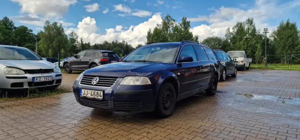 Синий Фольксваген Пассат Б5 2002 в Валмиера, объемом двигателя 1.90 л и пробегом 352 тыс. км за 1450 €, фото 6 на AUTOMOTO.COM.LV