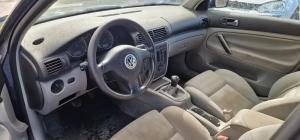 Blue Volkswagen Passat B5 2002 in Valmiera, with an engine capacity of 1.90 L and mileage of 352 thousand km for 1450 €, photo 9 on AUTOMOTO.COM.LV