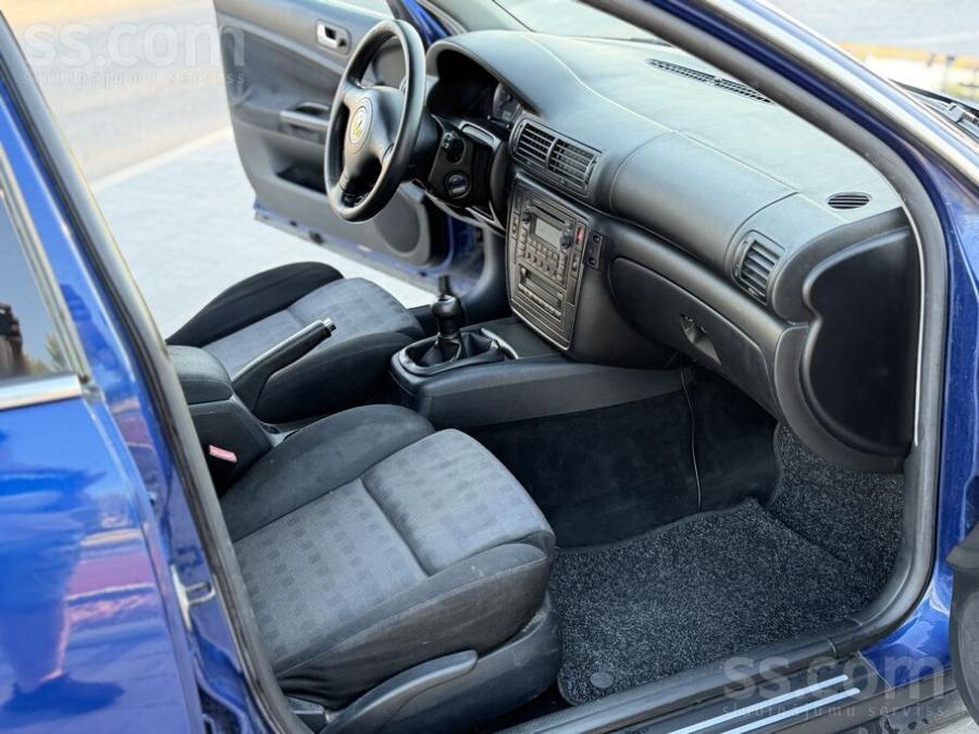 Zils Volkswagen Passat B5 2002 Jelgava, ar dzinēja tilpumu 1.90 L un nobraukumu 341 tūkst. km par 1950 €, foto 11 vietnē AUTOMOTO.COM.LV