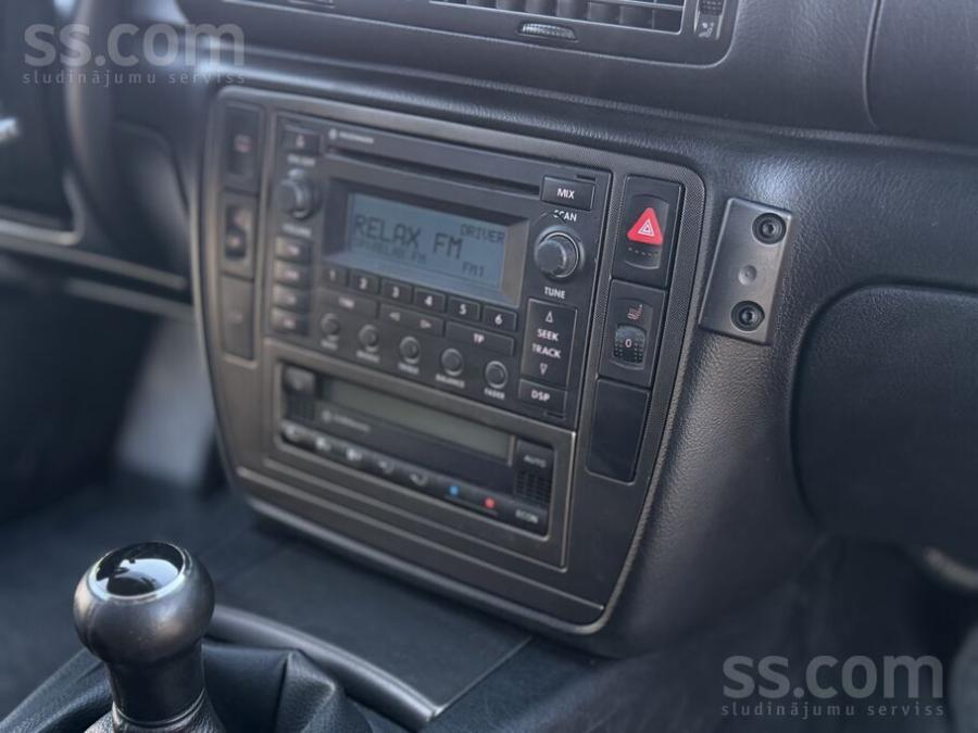 Zils Volkswagen Passat B5 2002 Jelgava, ar dzinēja tilpumu 1.90 L un nobraukumu 341 tūkst. km par 1950 €, foto 12 vietnē AUTOMOTO.COM.LV