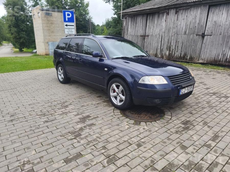 Zils Volkswagen Passat B5 2002 Balvi, ar dzinēja tilpumu 1.90 L un nobraukumu 440 tūkst. km par 2200 €, foto 3 vietnē AUTOMOTO.COM.LV