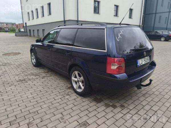 Blue Volkswagen Passat B5 2002 in Balvi, with an engine capacity of 1.90 L and mileage of 440 thousand km for 2200 €, photo 3 on AUTOMOTO.COM.LV