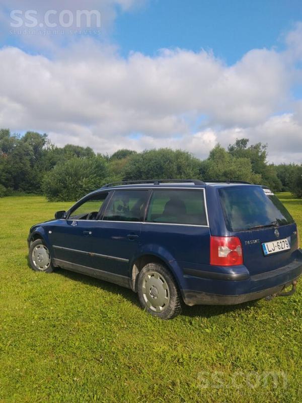 Blue Volkswagen Passat B5 2002 in Rezekne, with an engine capacity of 1.90 L and mileage of 465 thousand km for 950 €, photo 4 on AUTOMOTO.COM.LV