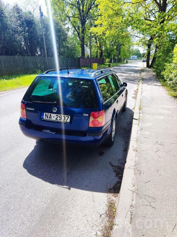 Zils Volkswagen Passat B5 2003 Rīga, ar dzinēja tilpumu 1.90 L un nobraukumu 316 tūkst. km par 450 €, foto 4 vietnē AUTOMOTO.COM.LV