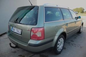 Blue Volkswagen Passat B5 2003 in Jekabpils, with an engine capacity of 1.90 L and mileage of 323 thousand km for 2790 €, photo 7 on AUTOMOTO.COM.LV