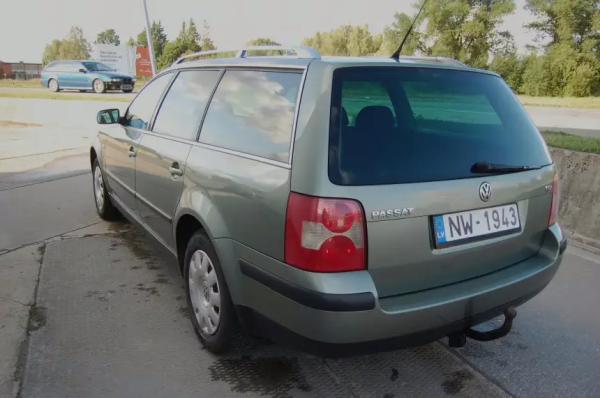 Zils Volkswagen Passat B5 2003 Jēkabpils, ar dzinēja tilpumu 1.90 L un nobraukumu 323 tūkst. km par 2790 €, foto 7 vietnē AUTOMOTO.COM.LV