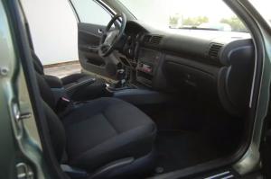 Blue Volkswagen Passat B5 2003 in Jekabpils, with an engine capacity of 1.90 L and mileage of 323 thousand km for 2790 €, photo 9 on AUTOMOTO.COM.LV