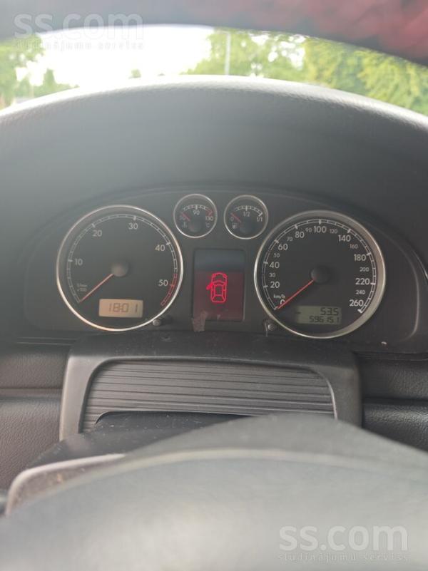 Zils Volkswagen Passat B5 2003 Tukums, ar dzinēja tilpumu 1.90 L un nobraukumu 600 tūkst. km par 1000 €, foto 5 vietnē AUTOMOTO.COM.LV