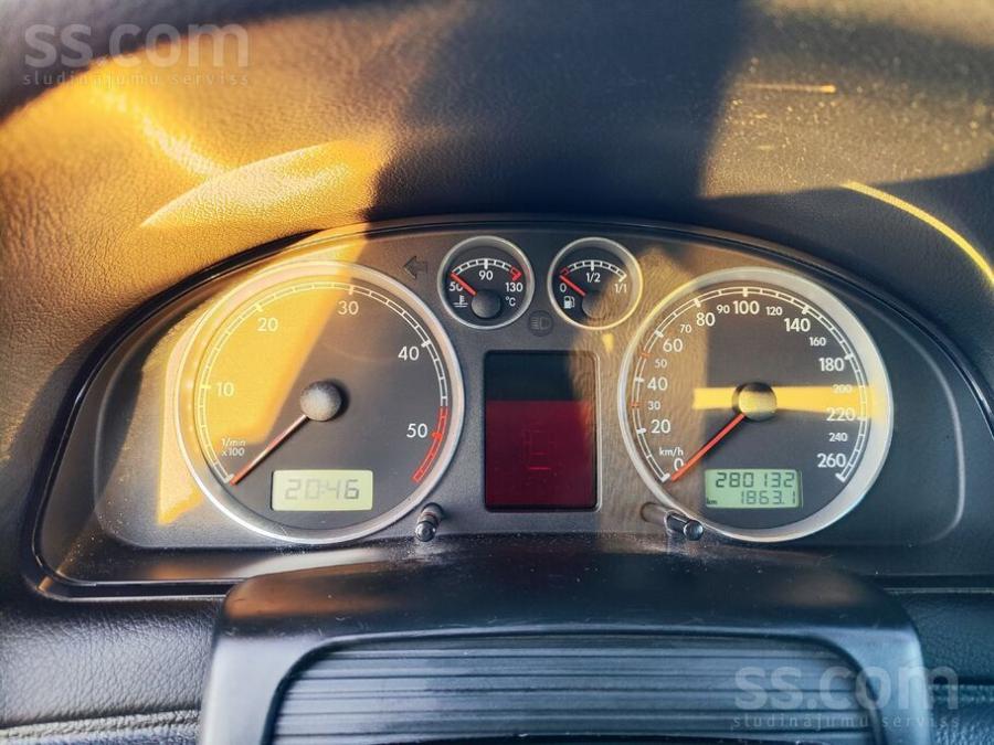Zils Volkswagen Passat B5 2003 Rīga, ar dzinēja tilpumu 1.90 L un nobraukumu 280 tūkst. km par 1900 €, foto 4 vietnē AUTOMOTO.COM.LV