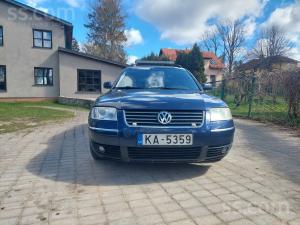 Zils Volkswagen Passat B5 2003 Ogre, ar dzinēja tilpumu 1.90 L un nobraukumu 353 tūkst. km par 1550 €, foto  vietnē AUTOMOTO.COM.LV