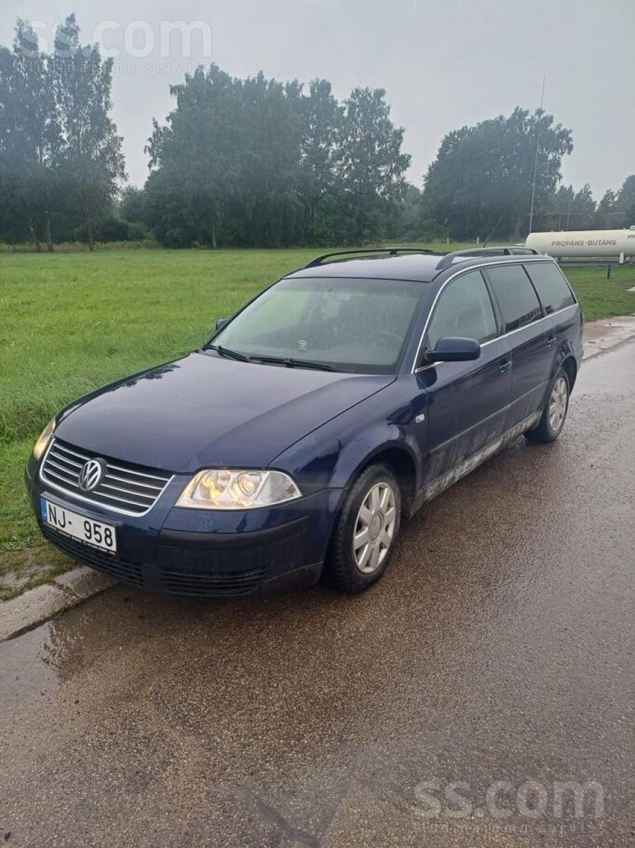 Blue Volkswagen Passat B5 2003 in Rezekne, with an engine capacity of 1.90 L and mileage of 365 thousand km for 1300 €, photo 1 on AUTOMOTO.COM.LV
