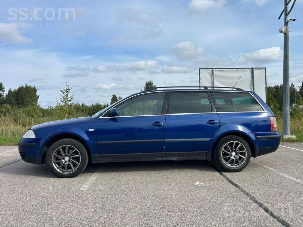 Blue Volkswagen Passat B5 2003 in Ogre, with an engine capacity of 1.90 L and mileage of 359 thousand km for 1650 €, photo 1 on AUTOMOTO.COM.LV