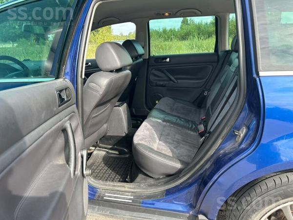 Blue Volkswagen Passat B5 2003 in Ogre, with an engine capacity of 1.90 L and mileage of 359 thousand km for 1650 €, photo 11 on AUTOMOTO.COM.LV
