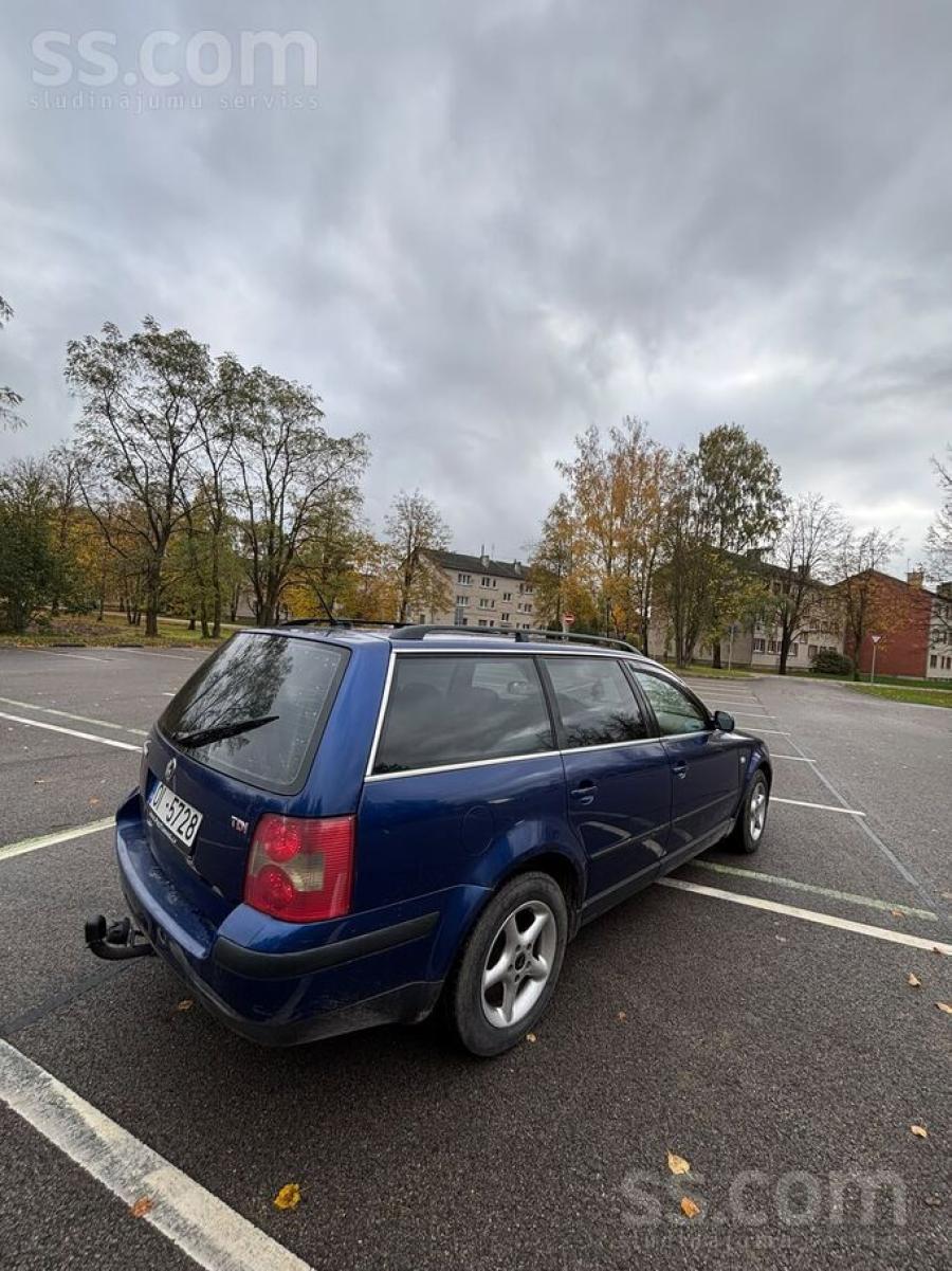 Zils Volkswagen Passat B5 2003 Bauska, ar dzinēja tilpumu 1.90 L un nobraukumu 463 tūkst. km par 1450 €, foto 6 vietnē AUTOMOTO.COM.LV