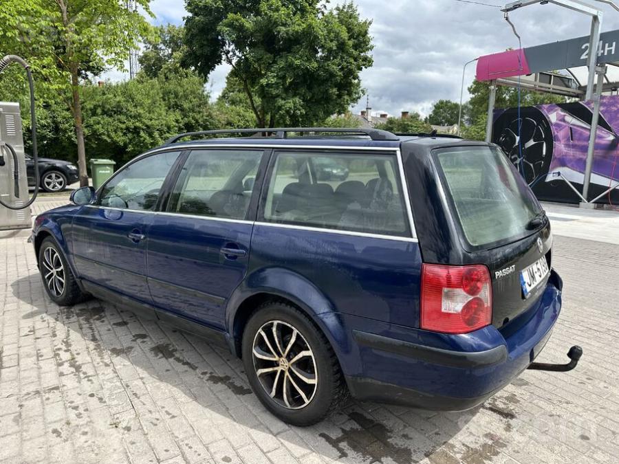 Zils Volkswagen Passat B5 2004 Rēzekne, ar dzinēja tilpumu 1.90 L un nobraukumu 359 tūkst. km par 1250 €, foto 4 vietnē AUTOMOTO.COM.LV