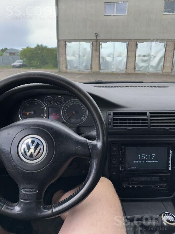 Blue Volkswagen Passat B5 2004 in Rezekne, with an engine capacity of 1.90 L and mileage of 359 thousand km for 1250 €, photo 5 on AUTOMOTO.COM.LV
