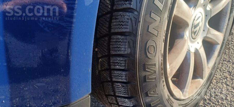 Zils Volkswagen Passat B5 2004 Balvi, ar dzinēja tilpumu 1.90 L un nobraukumu 467 tūkst. km par 1150 €, foto 6 vietnē AUTOMOTO.COM.LV