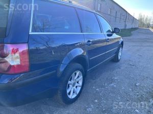 Zils Volkswagen Passat B5 2004 Daugavpils, ar dzinēja tilpumu 1.90 L un nobraukumu 285 tūkst. km par 1849 €, foto 13 vietnē AUTOMOTO.COM.LV
